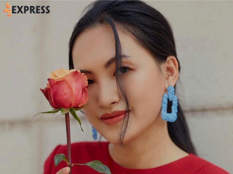 Nguyên Hà là ai? Sự nghiệp của Người kể chuyện qua âm nhạc