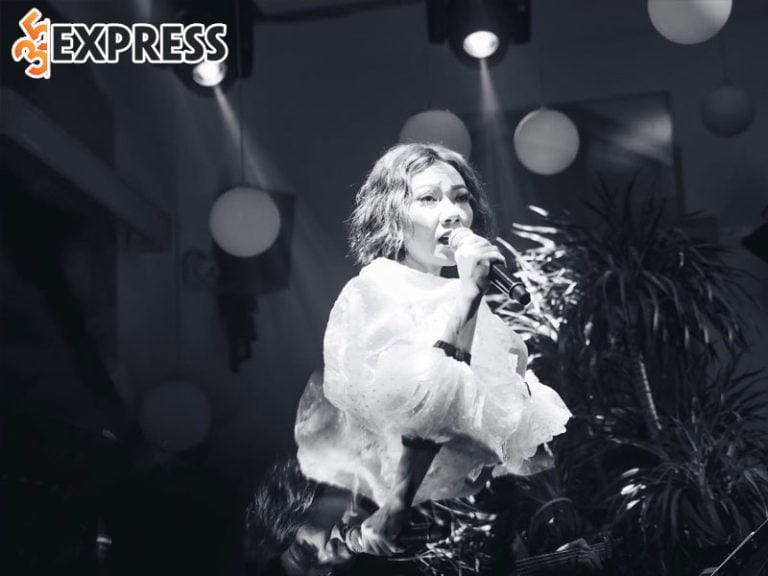 Ca sĩ Trần Thu Hà là ai? Chi tiết tiểu sử, sự nghiệp của Diva Hà Trần