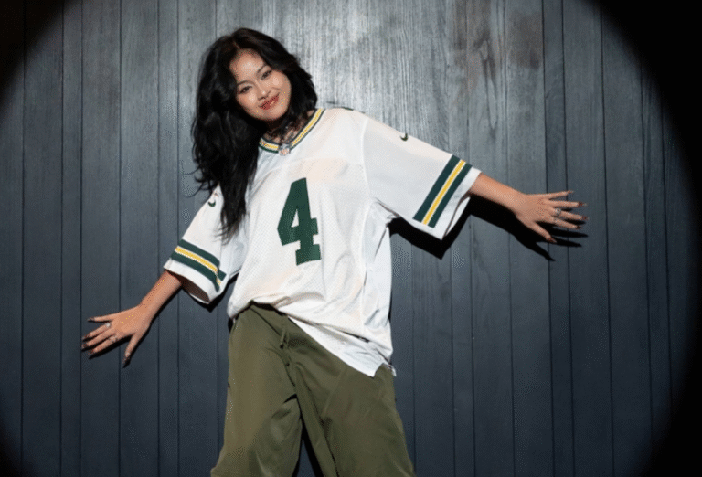 52Hz là ai? Thông tin ít ai biết về "em xinh" 52Hz